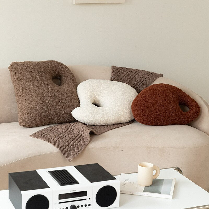 Fluffy Pebble Cushions – CYL