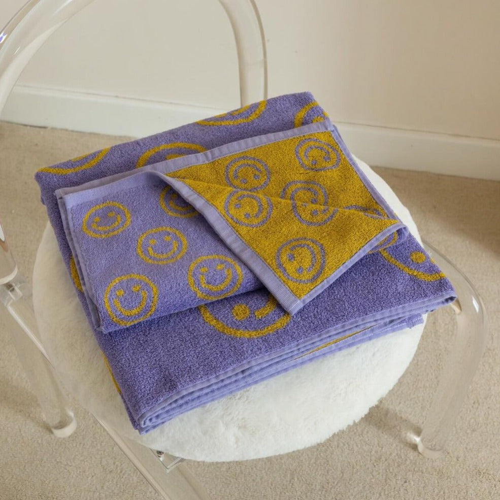 Double-sided Smiley Towel – CYL